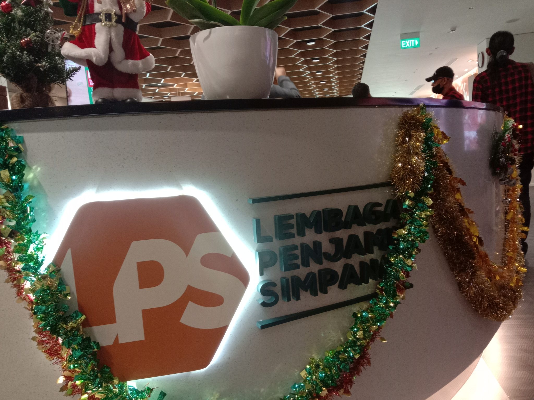 LPS Cairkan Tahap Pertama Pembayaran Klaim Simpanan Nasabah BPR Persada ...